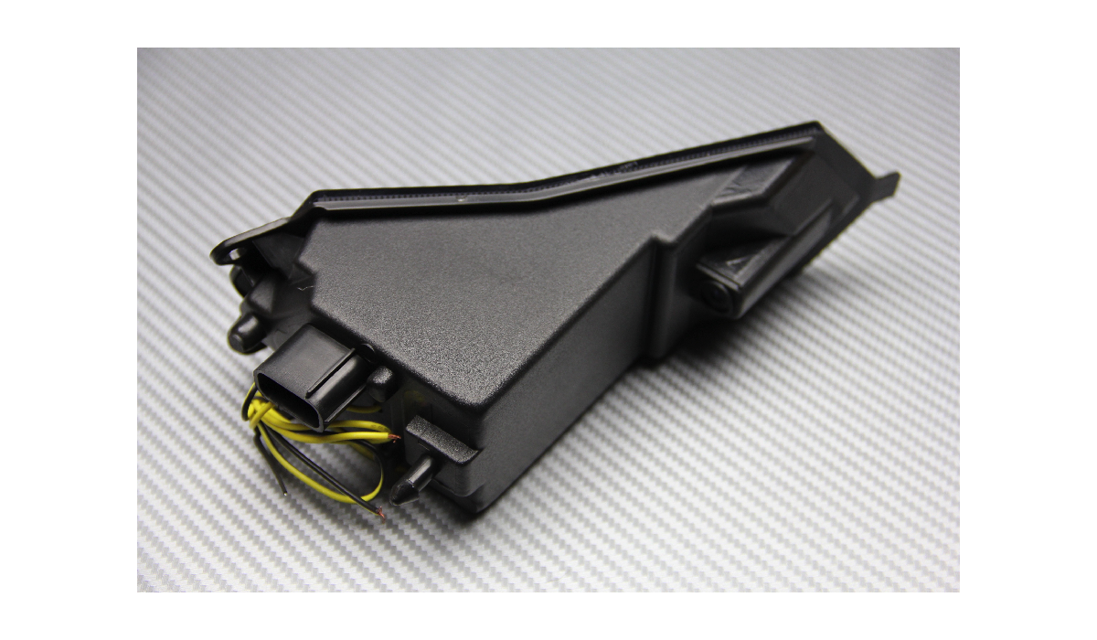 LED Taillight with Integrated turn signals YAMAHA YZF R1 / R1M / R6 ...