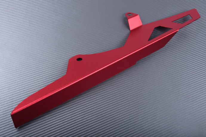 Chain guard in anodised aluminum SUZUKI GSXR 600 / 750 2006 - 2010