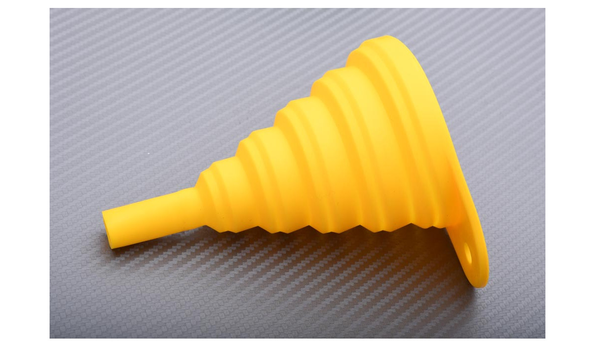 Foldable rubber funnel in various colors