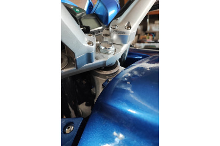 Specific handlebar risers YAMAHA FJR 1300 2001 - 2005