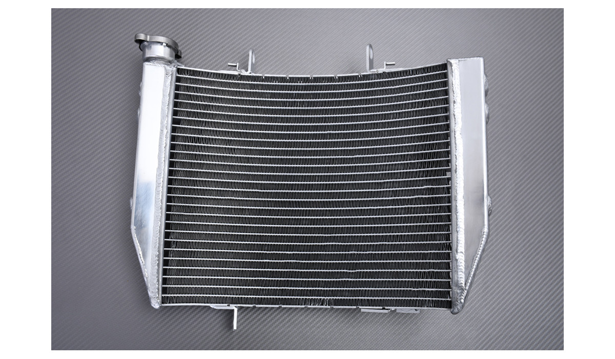 Radiator TRIUMPH STREET TRIPLE 660 / 765 S / R / RS 2017 - 2024