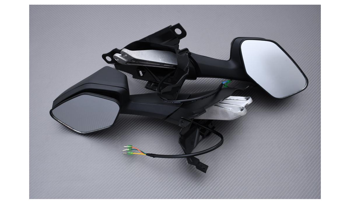 Aftermarket Rearview Mirrors With Integrated Turn Signals