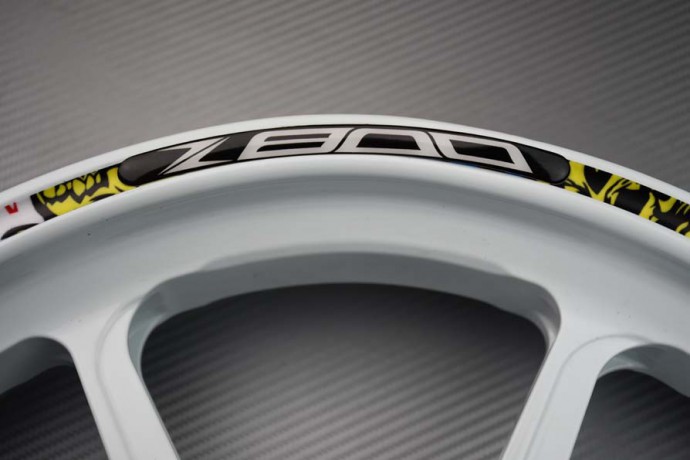Rim Edge Stickers KAWASAKI - Z800 Logo